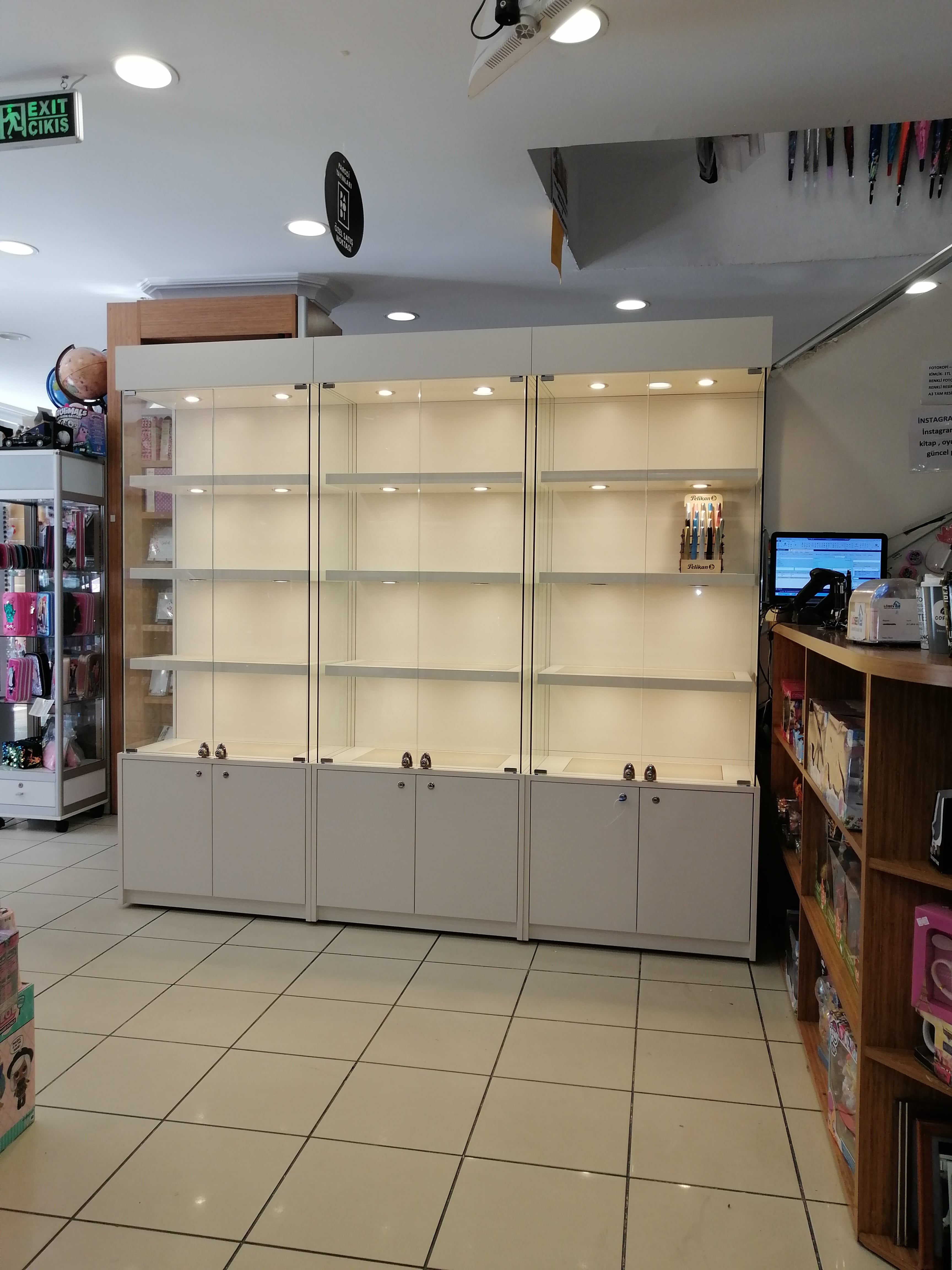 Vitrinsa - Ürün Sergileme Vitrinleri